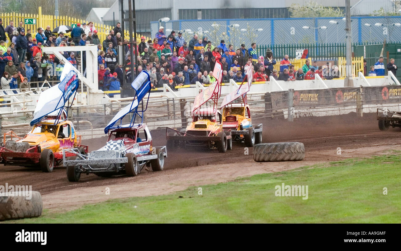Stock car racing crash hi-res stock photography and images - Alamy