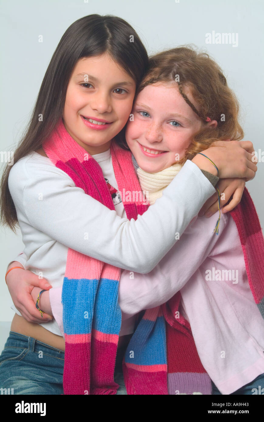 Two pretty nine year old girls Stock Photo - Alamy