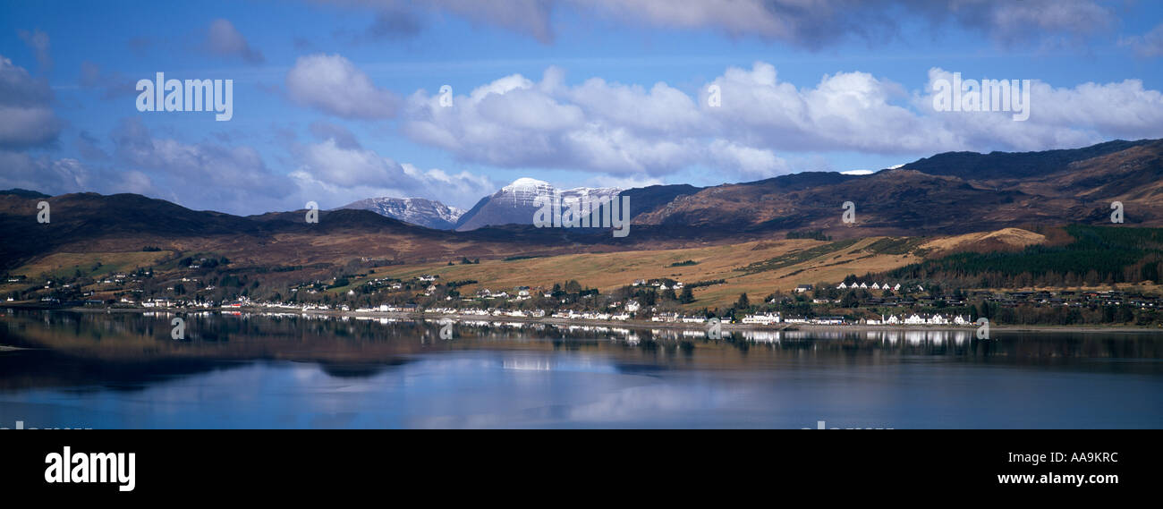 Lochcarron village hi-res stock photography and images - Alamy