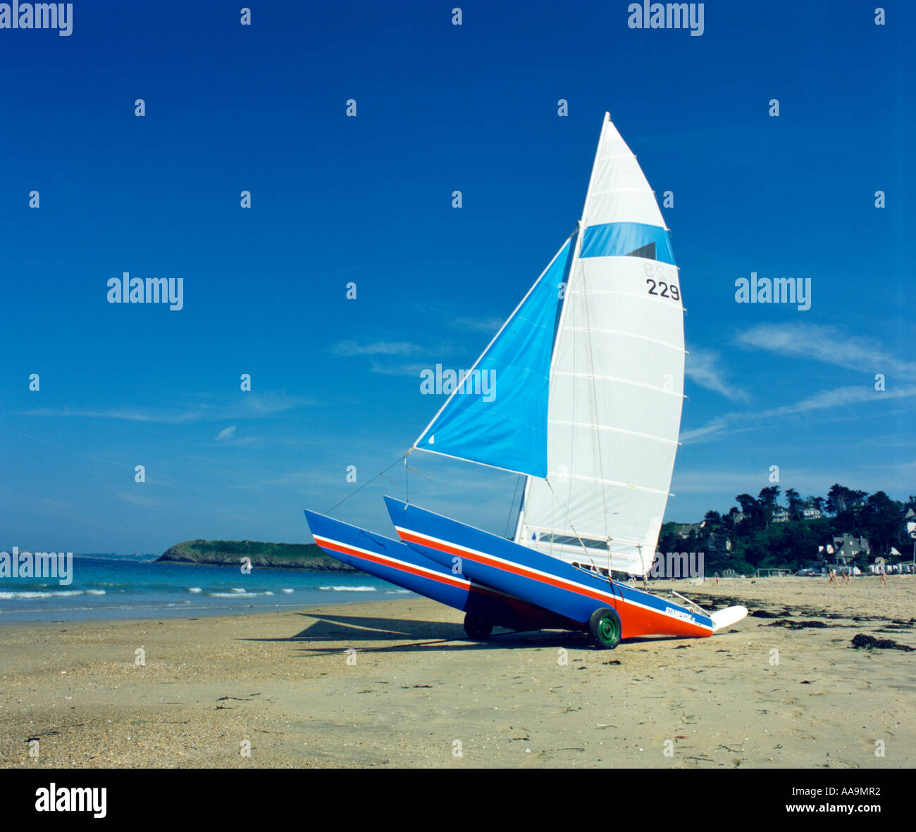 Cote emerauld hi-res stock photography and images - Alamy