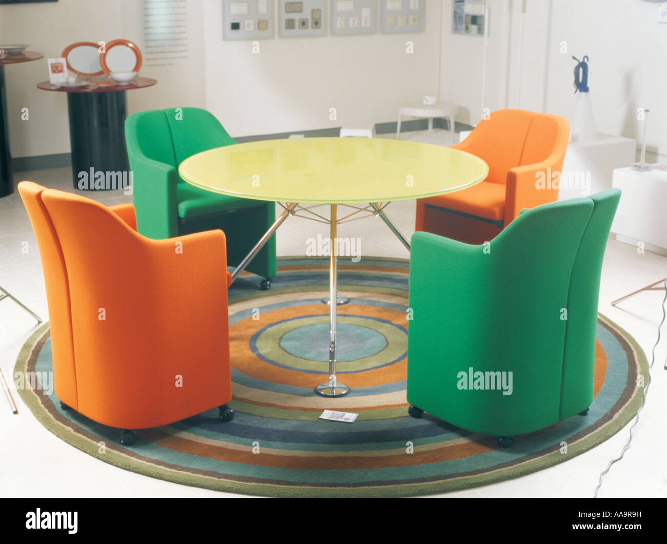 Table and chair Stock Photo - Alamy