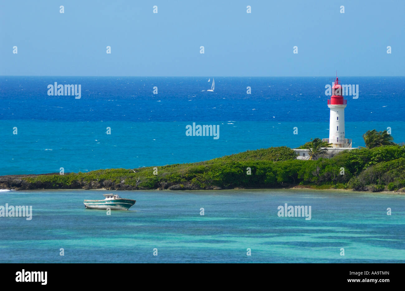 France lighthouse harbor red green boat hi-res stock photography and ...