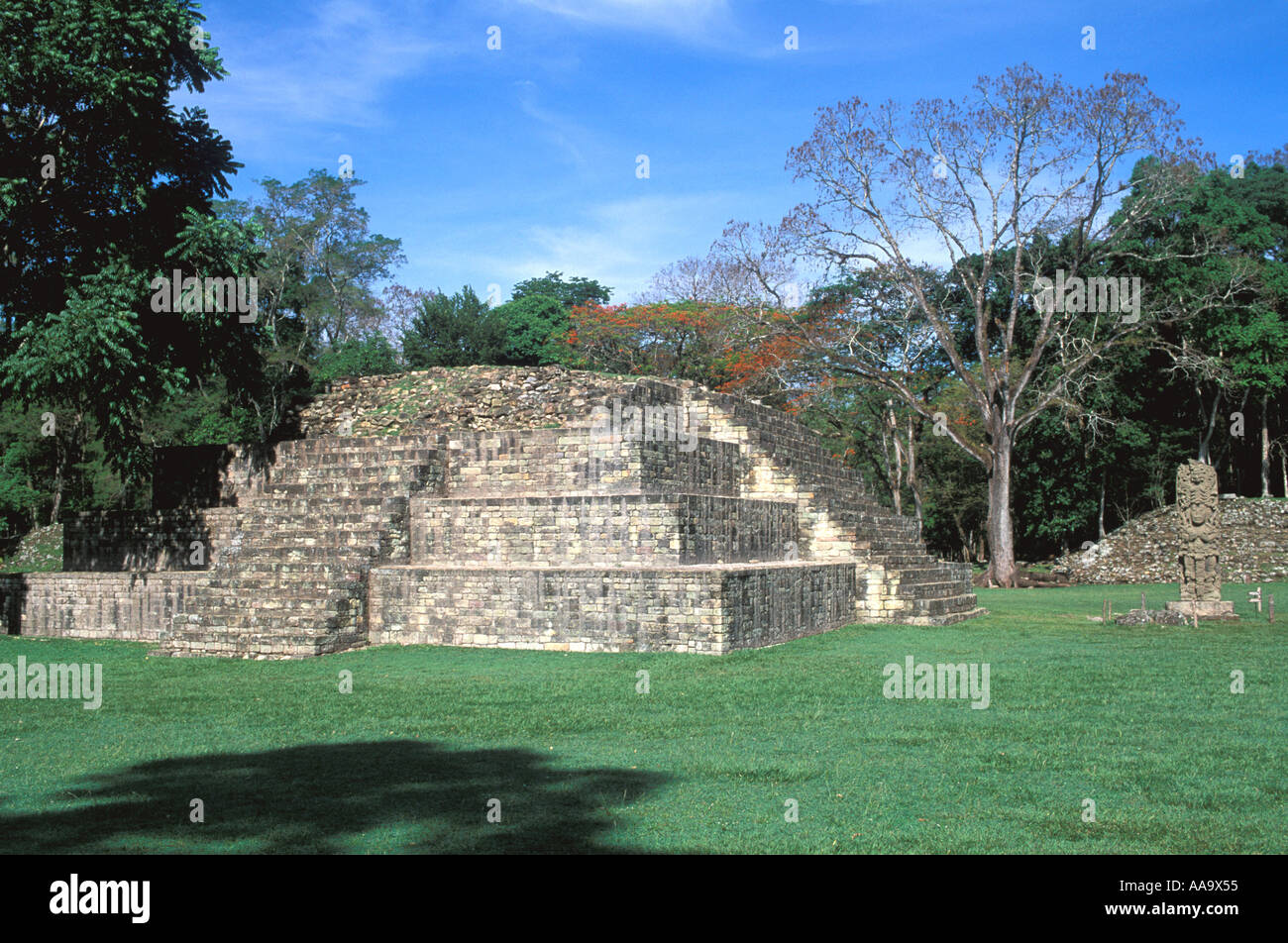 Honduras Copan Ruinas Temple 4 at the Great Plaza Stock Photo - Alamy