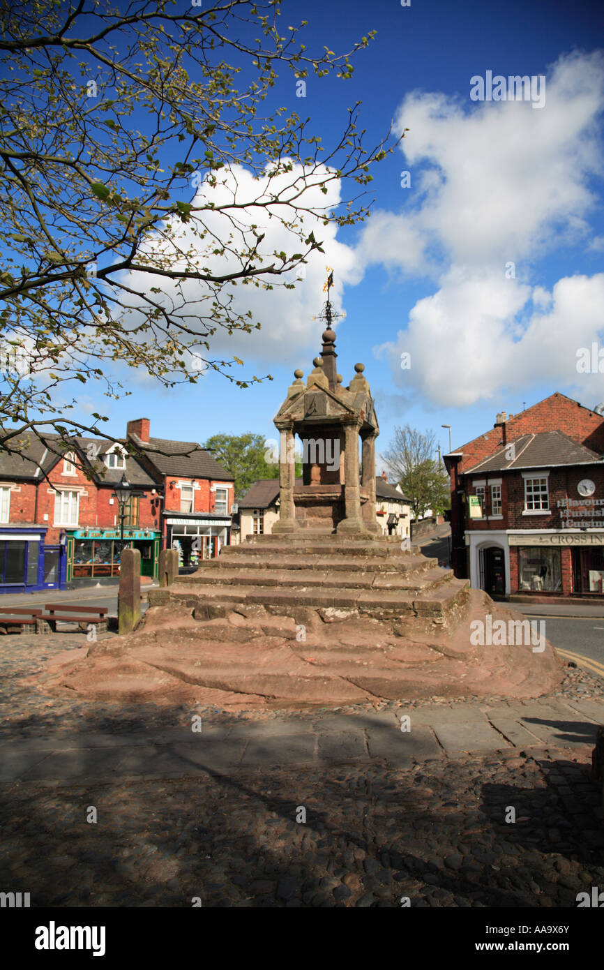 Lymm cross village cheshire hi-res stock photography and images - Alamy