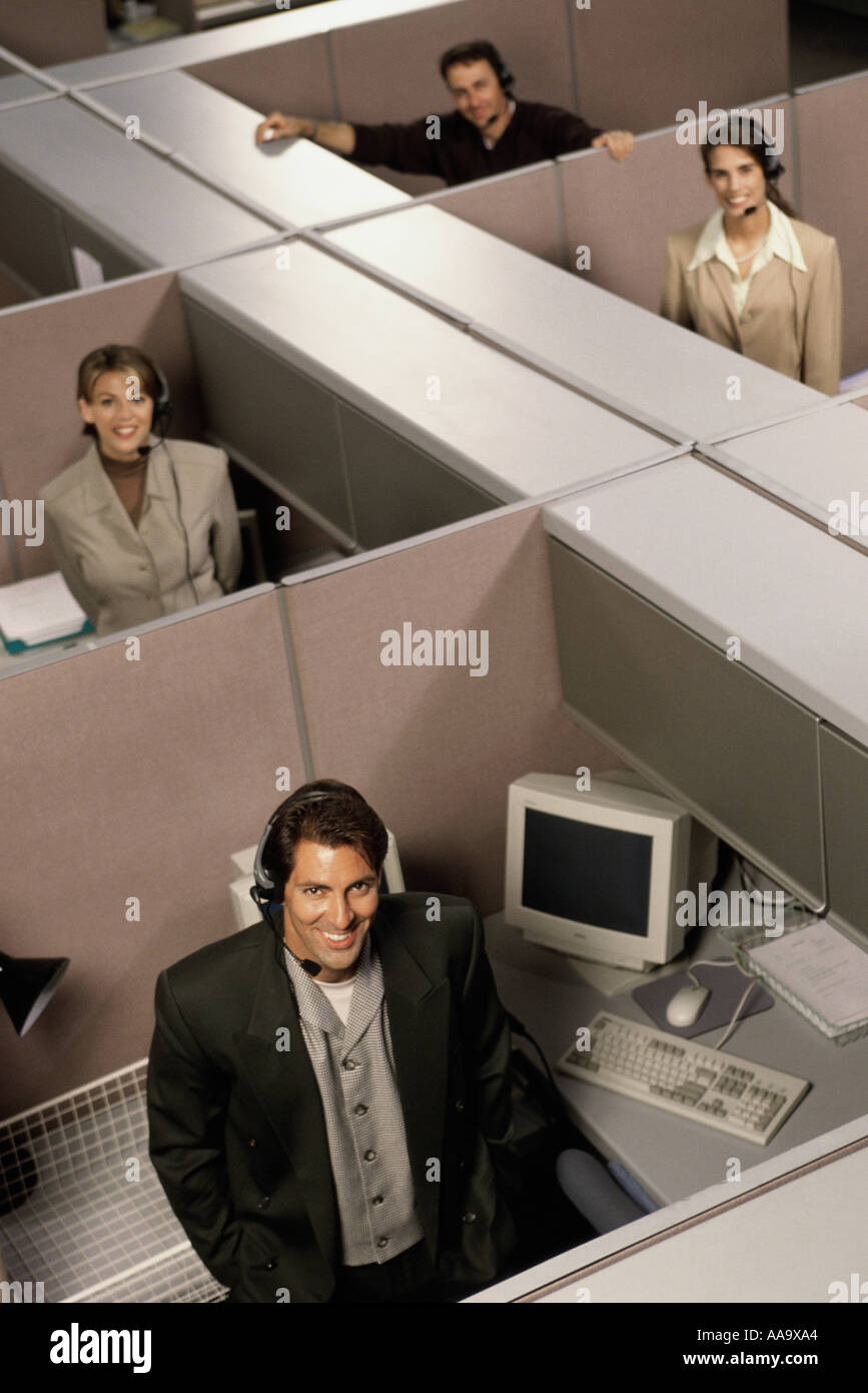 Office cubicles hispanic hi-res stock photography and images - Alamy