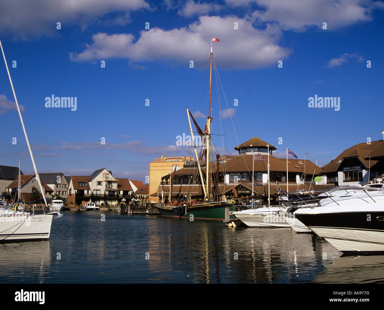 Panoramic seascape solent hi-res stock photography and images - Alamy