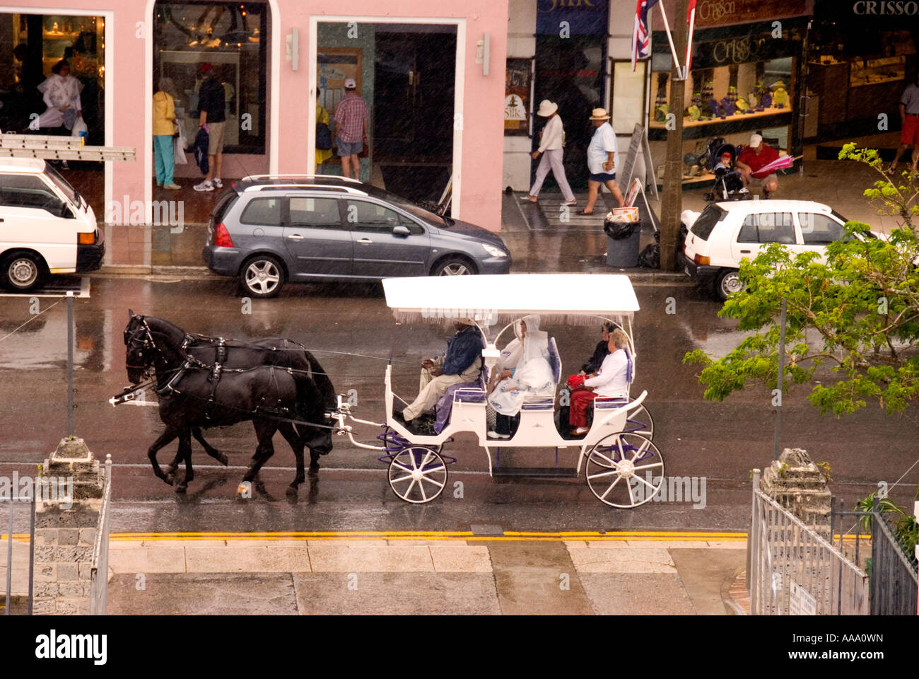 Bermuda Hamilton carriage ride in the rain bad weather Stock Photo - Alamy