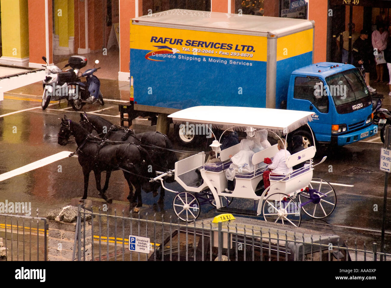 Bad weather in bermuda hi-res stock photography and images - Alamy