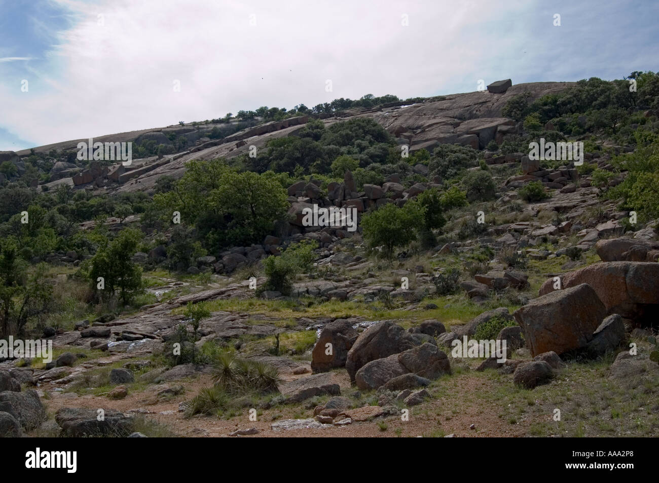 Rocky mountain in the hill country of Texas Stock Photo - Alamy