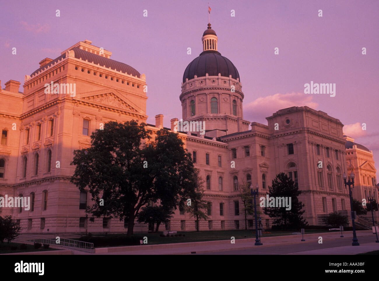 Indianapolis state house hi-res stock photography and images - Alamy