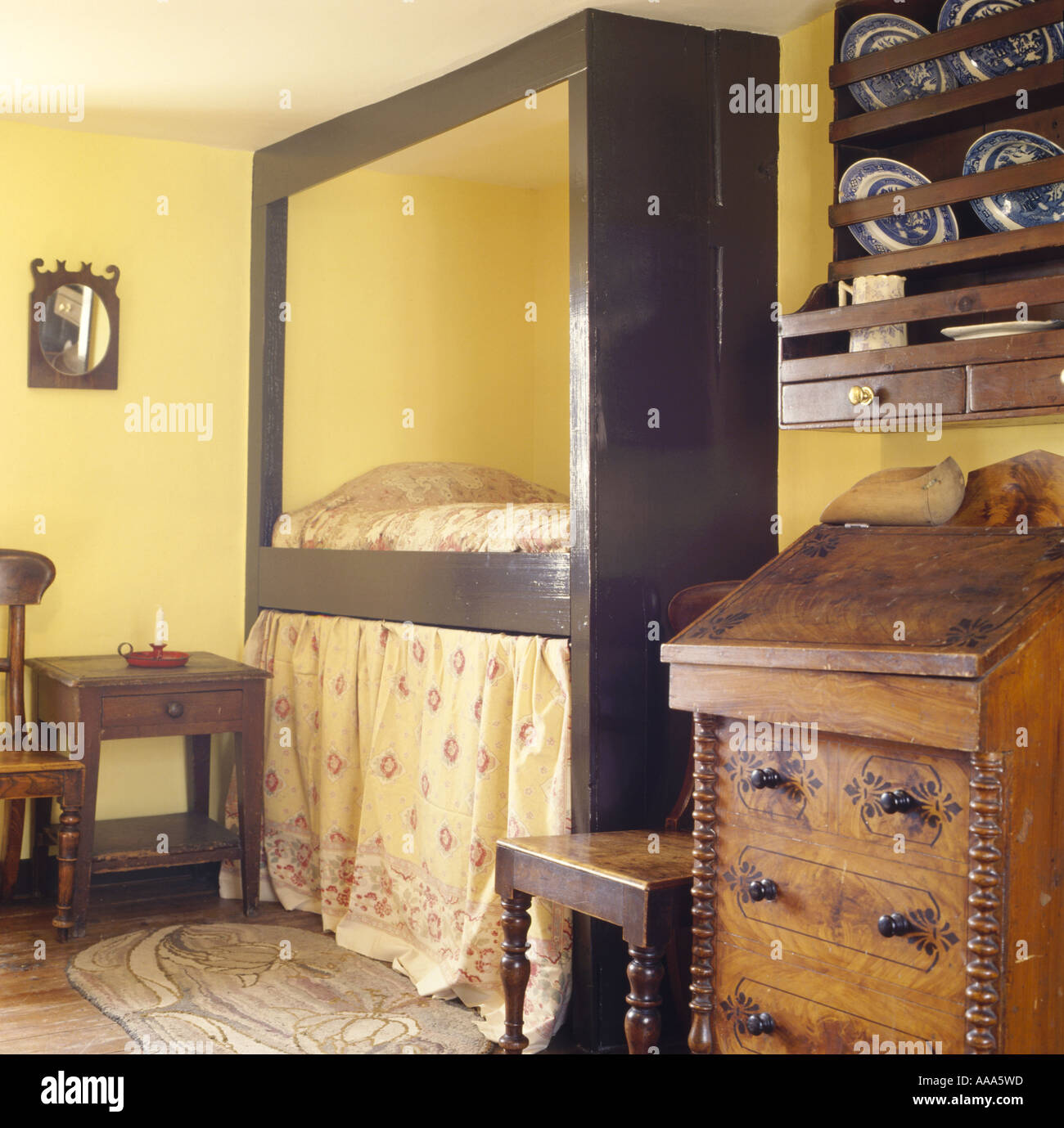 Weaver's cottage scotland hi-res stock photography and images - Alamy