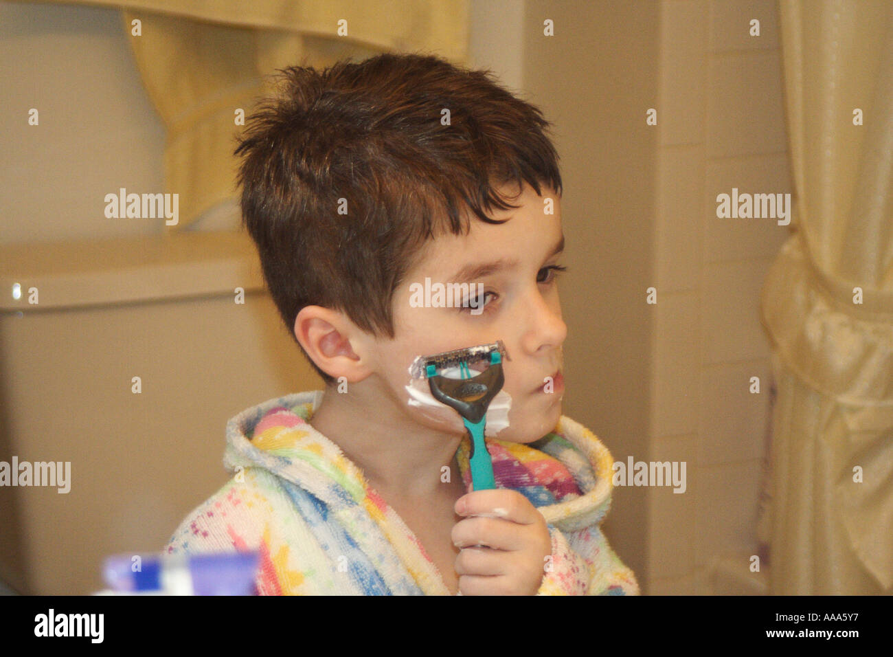 Shaving kit hi-res stock photography and images - Alamy