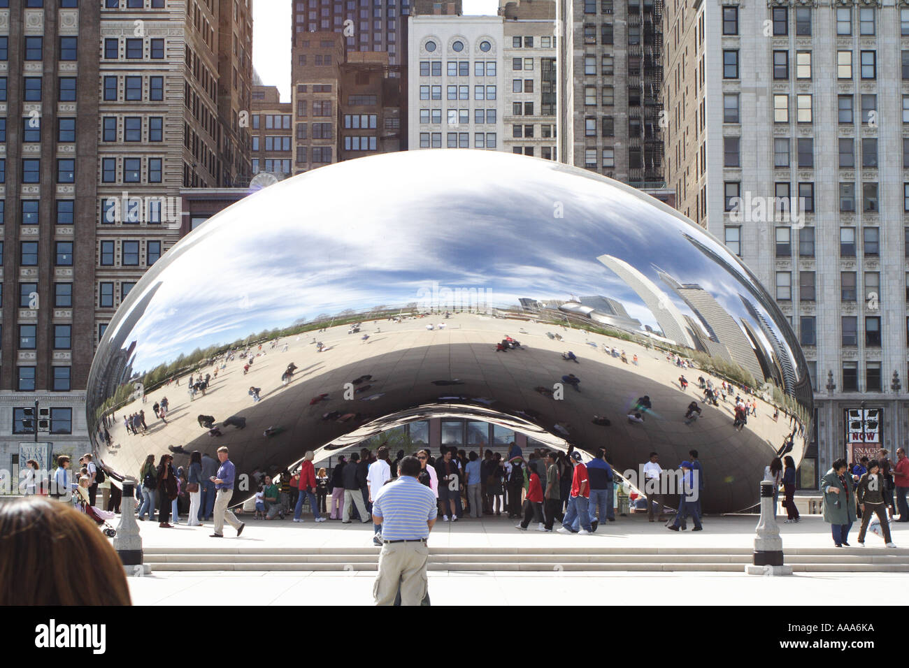 Millenium Park Giant Bean Stock Photo - Alamy