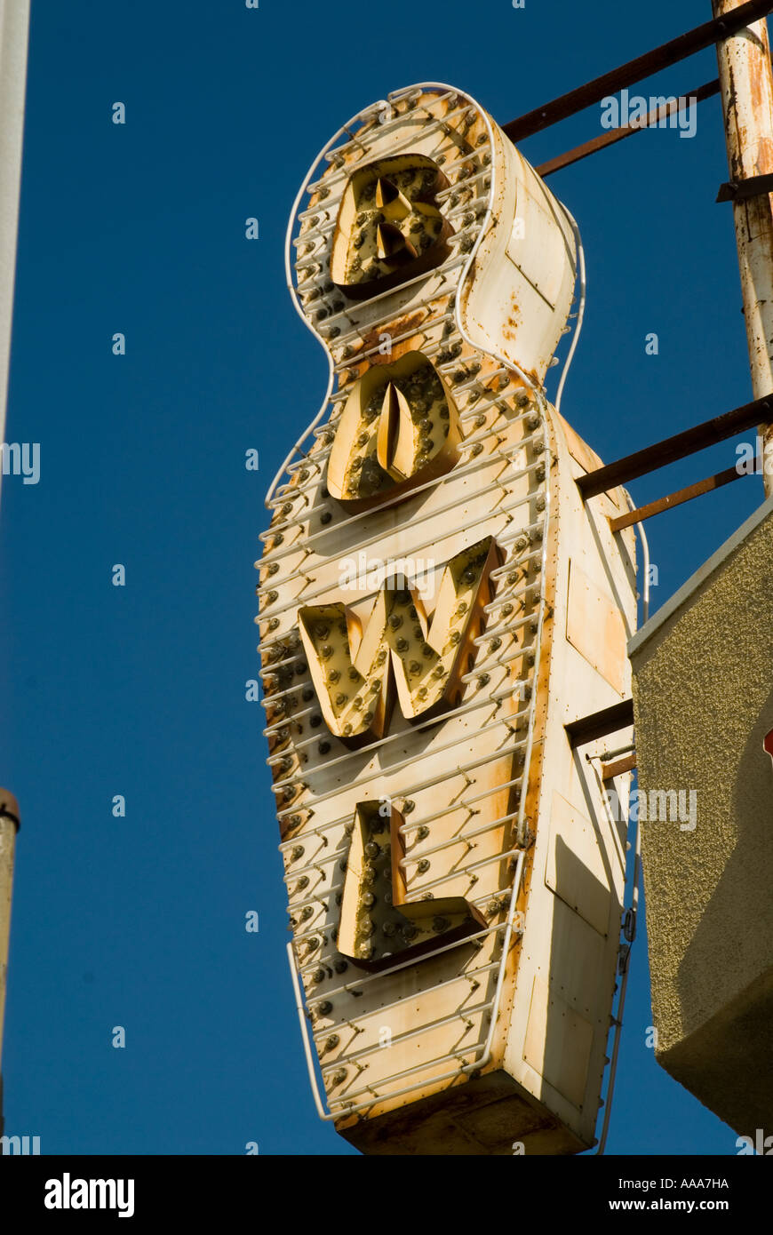 Retro old sign hi-res stock photography and images - Alamy