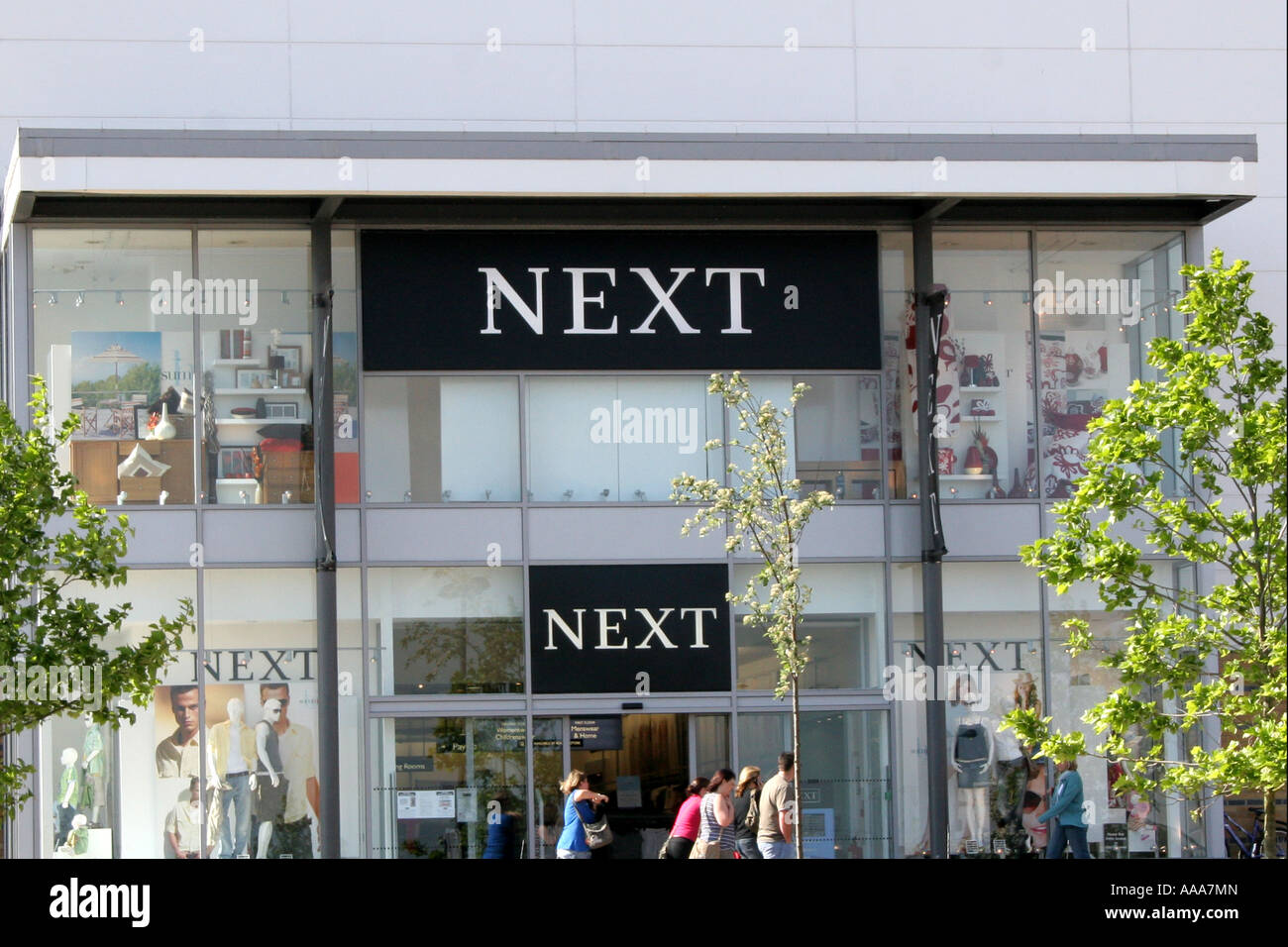Teen next to the window hi-res stock photography and images - Alamy