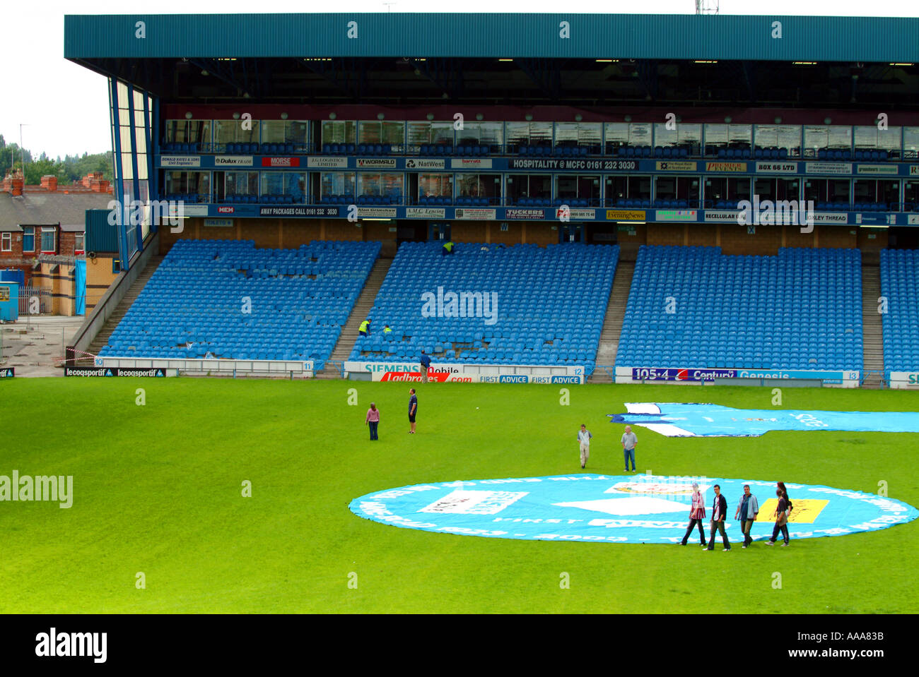 Maine road stadium manchester hi-res stock photography and images - Alamy