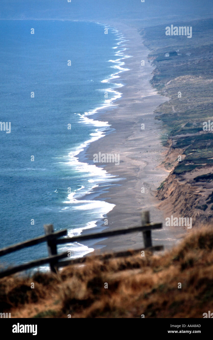 Ocean waves at Point Reyes National seashore Stock Photo - Alamy