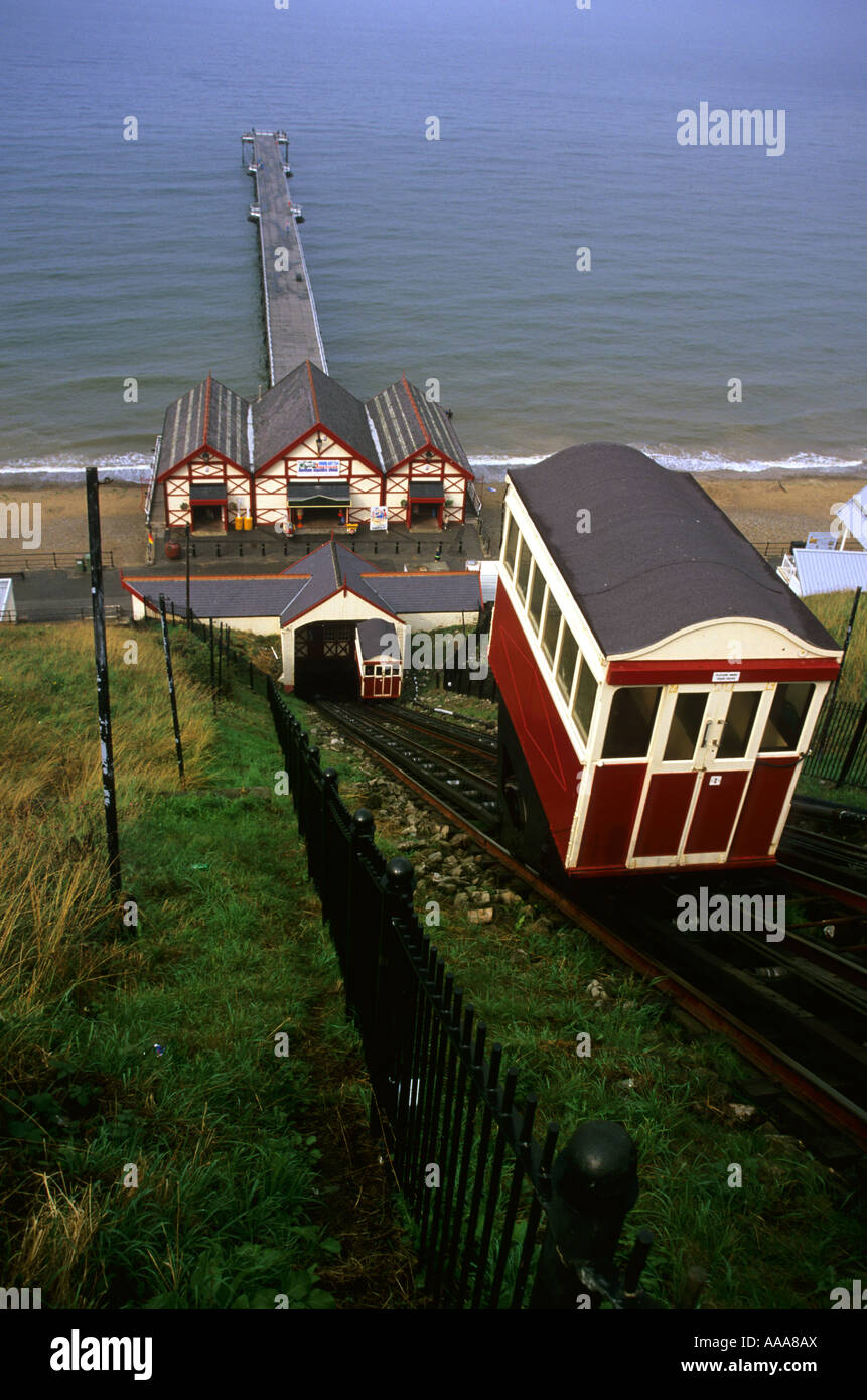 Saltburn cliff lift hi-res stock photography and images - Alamy