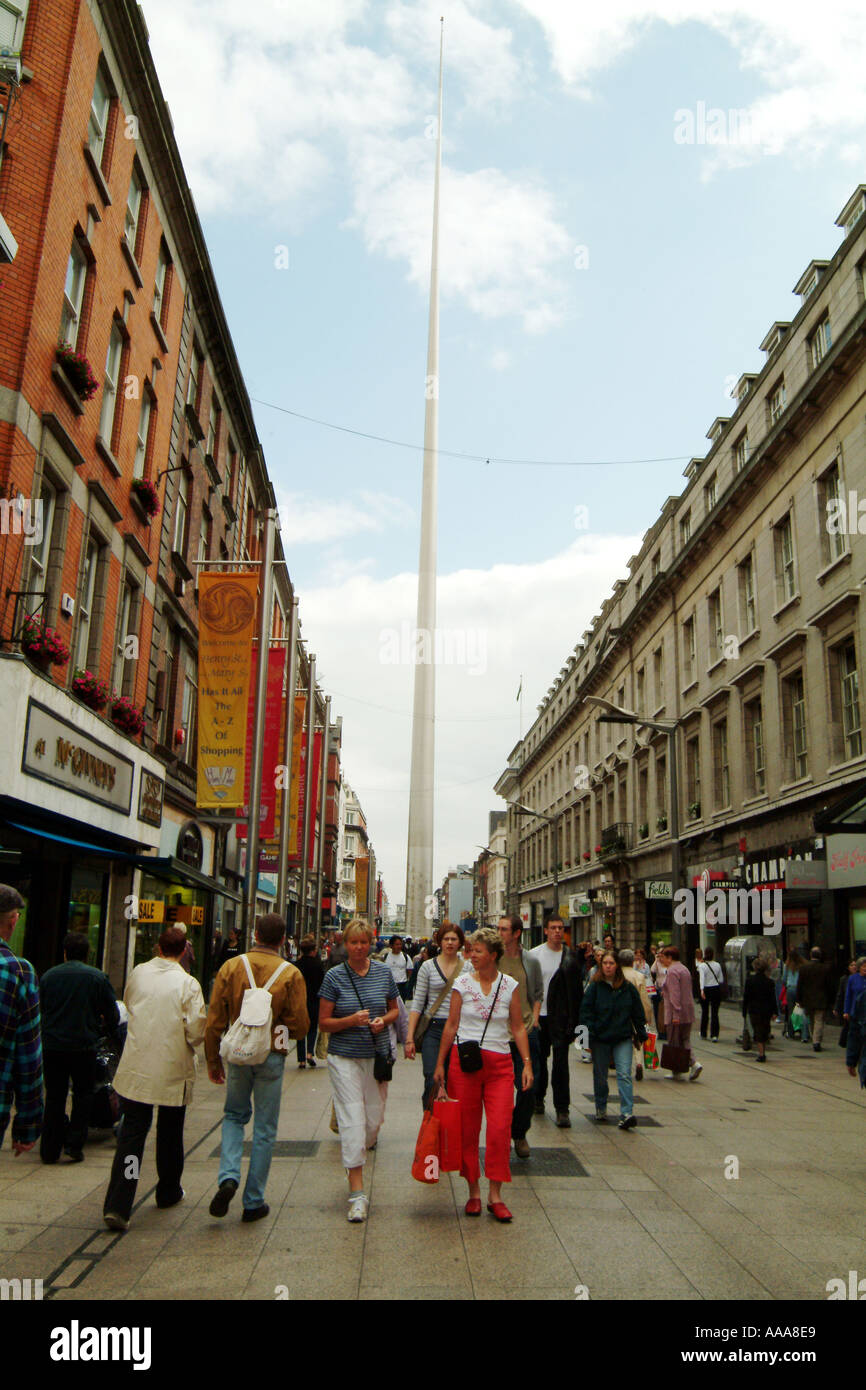The spire of dublin pedestrians hi-res stock photography and images - Alamy