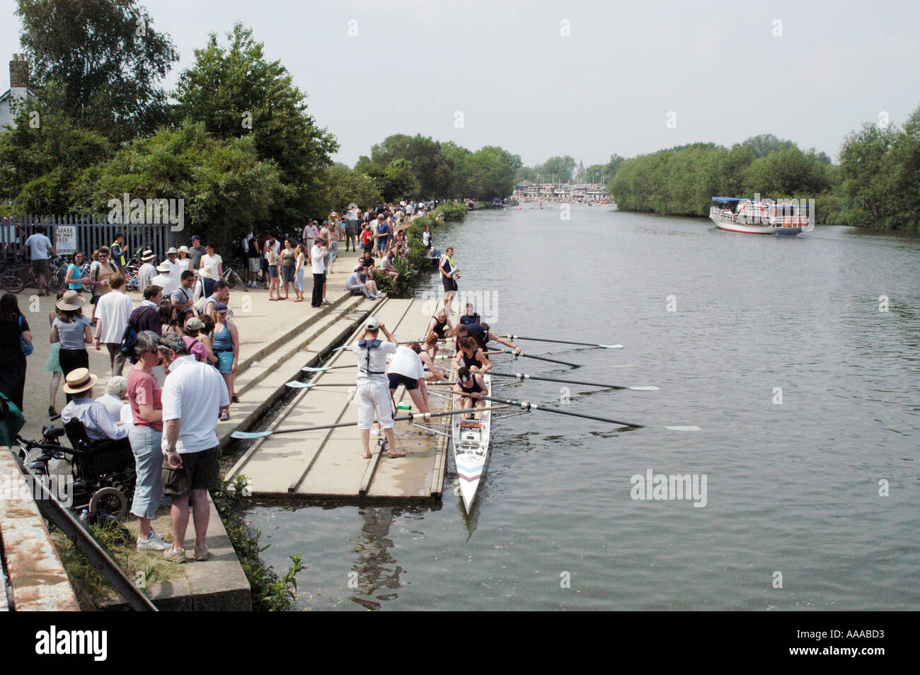 Eights week on the river Isis at Oxford 2003 Stock Photo - Alamy