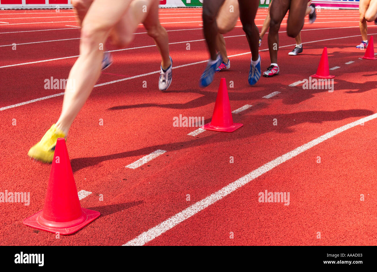 Long distance track athlete hi-res stock photography and images - Alamy