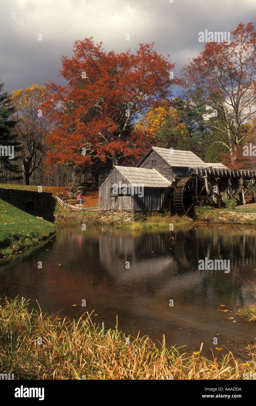 Blue ridge parkway scenic historical hi-res stock photography and ...