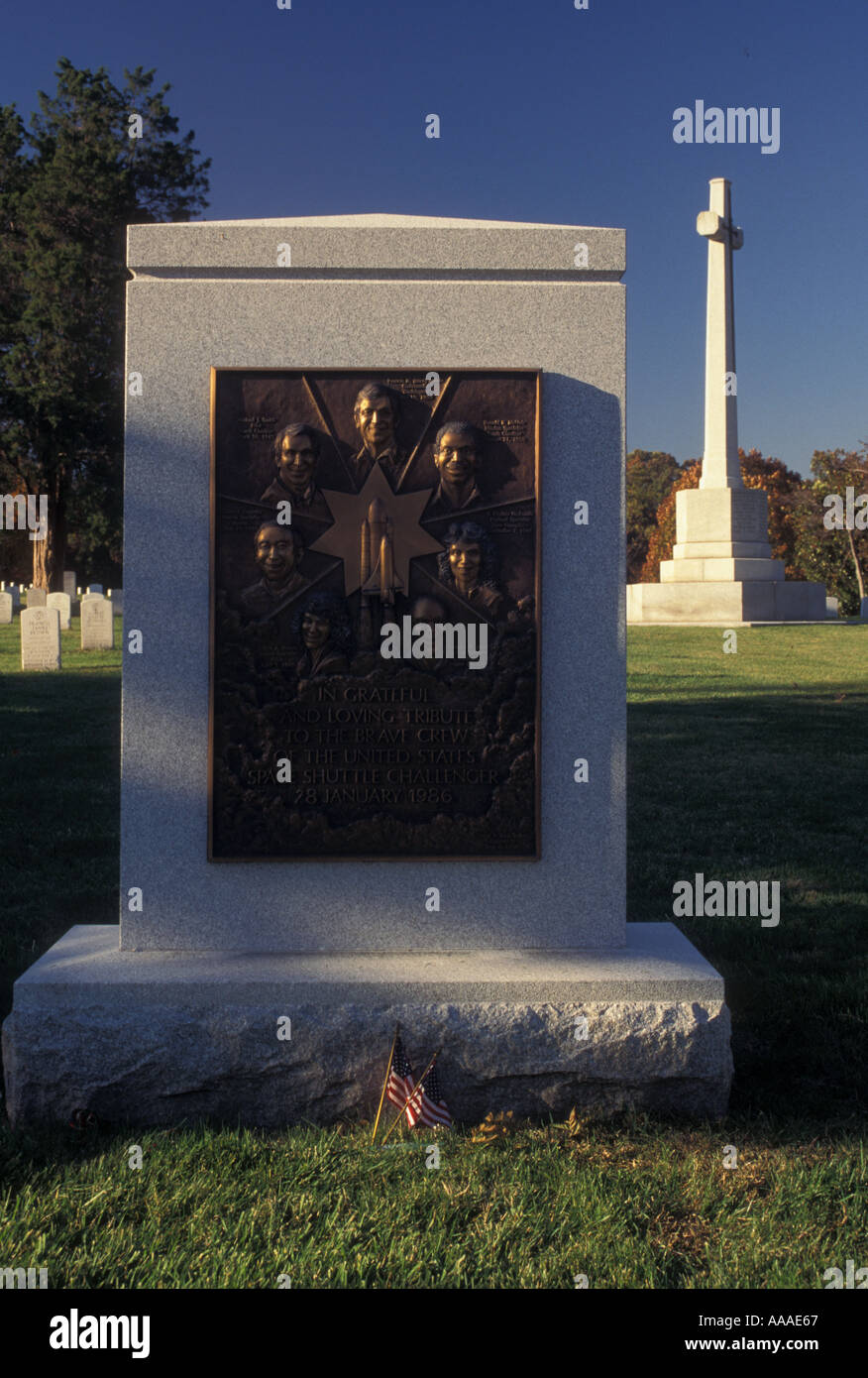 Space shuttle challenger memorial at arlington cemetery hi-res stock ...