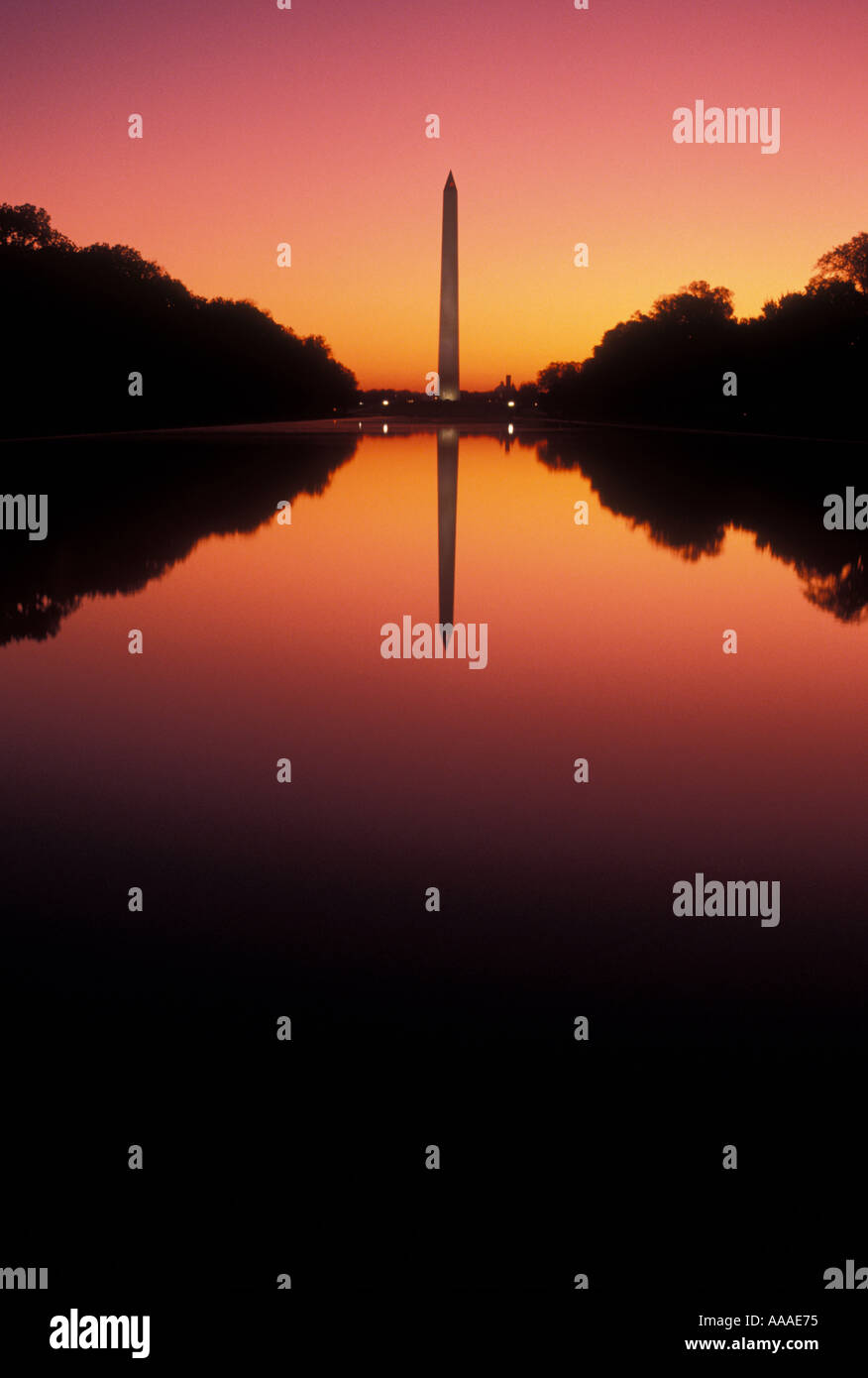 Washington dc reflection photos hi-res stock photography and images - Alamy