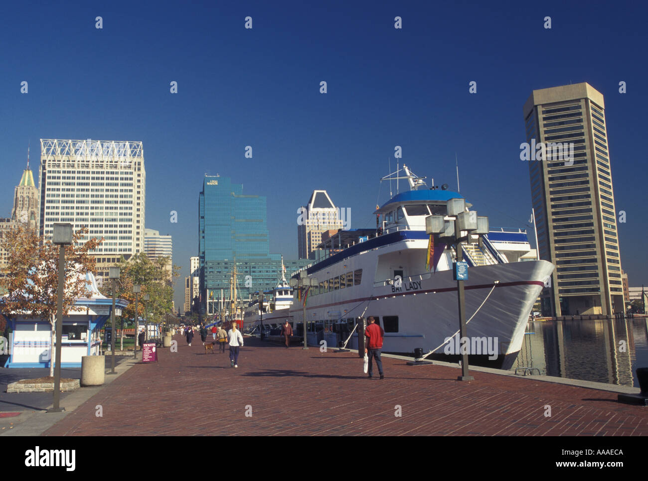 Baltimore harbor ship tour hi-res stock photography and images - Alamy