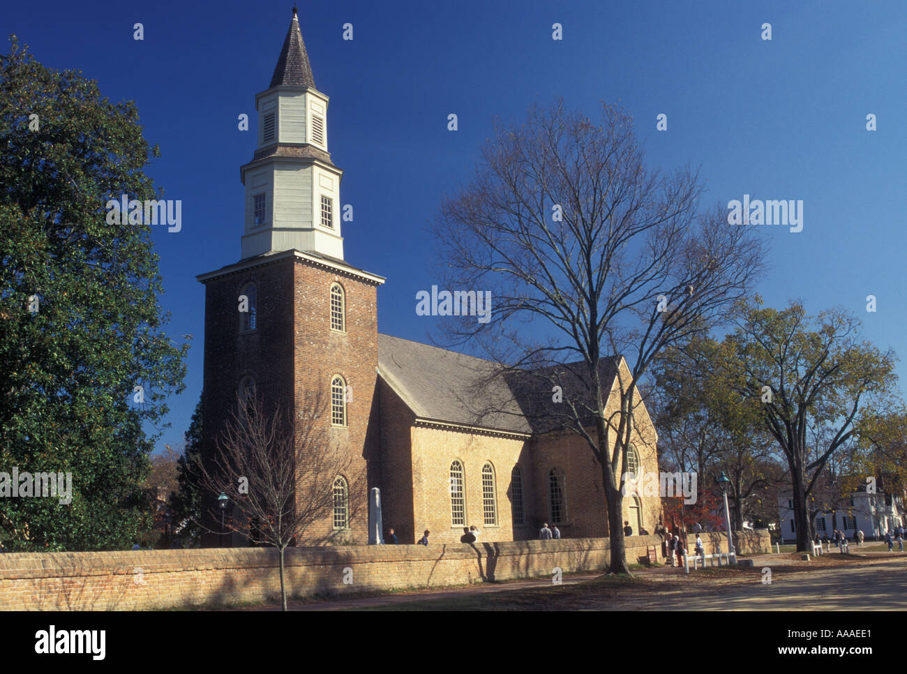 Bruton parish church colonial williamsburg virginia hi-res stock ...