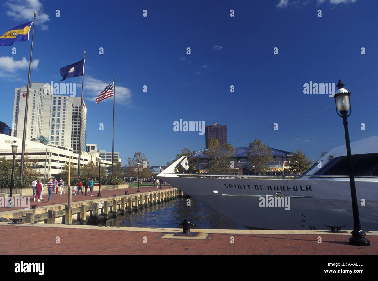 Downtown norfolk virginia hi-res stock photography and images - Alamy