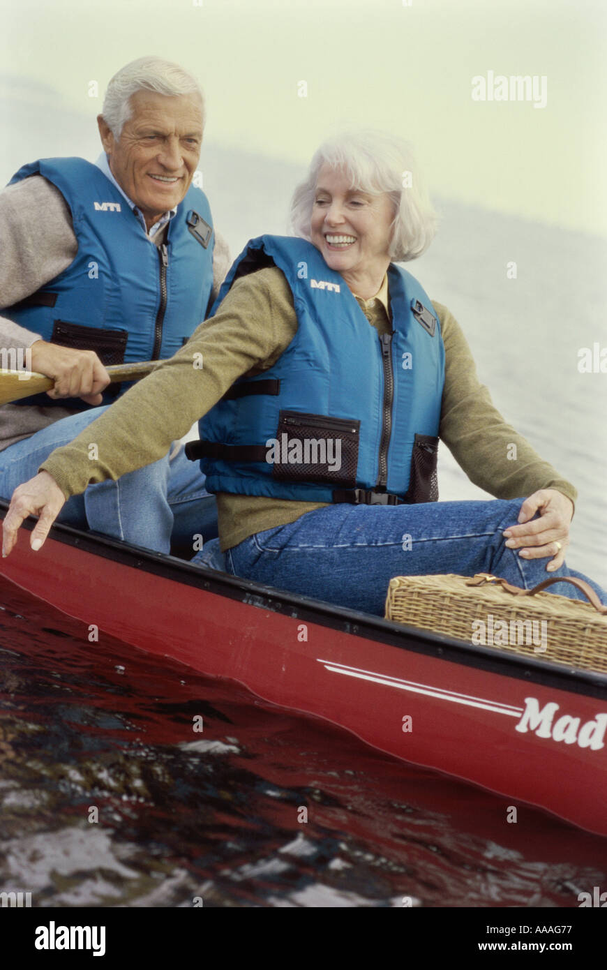 Senior couple in a row boat hi-res stock photography and images - Alamy