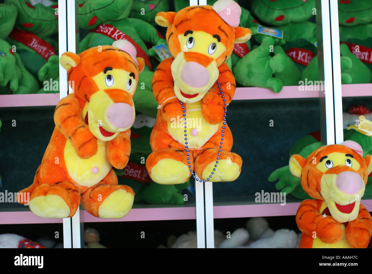 Florida, stuffed tigers, prizes, carnival game, contest Stock Photo - Alamy