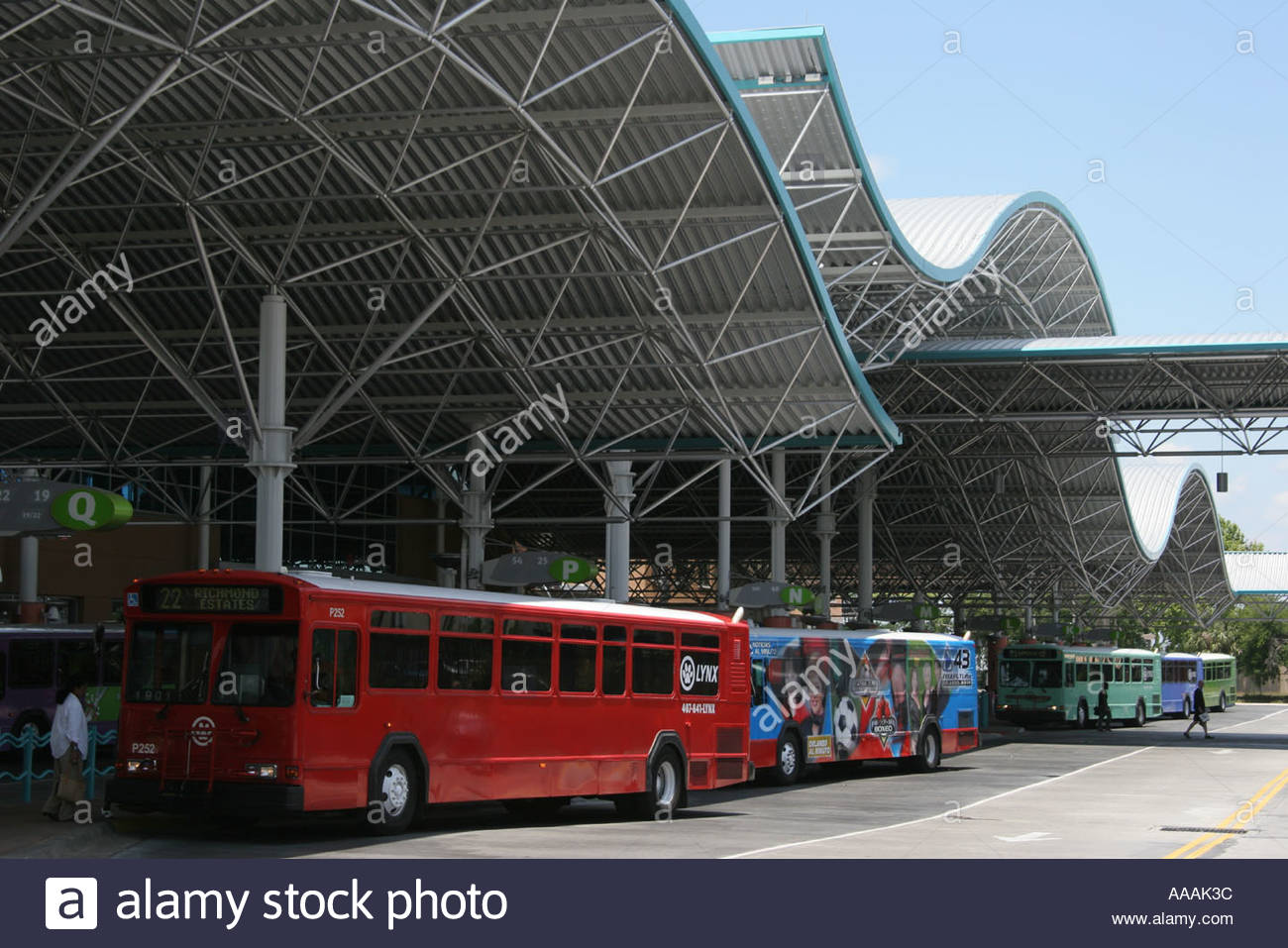 Lynx Bus Stock Photos & Lynx Bus Stock Images - Alamy