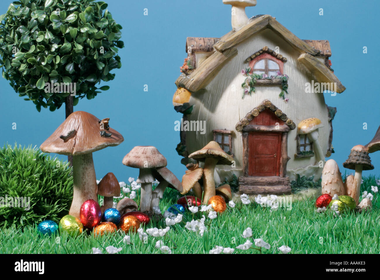 Home Easter bunny Stock Photo - Alamy