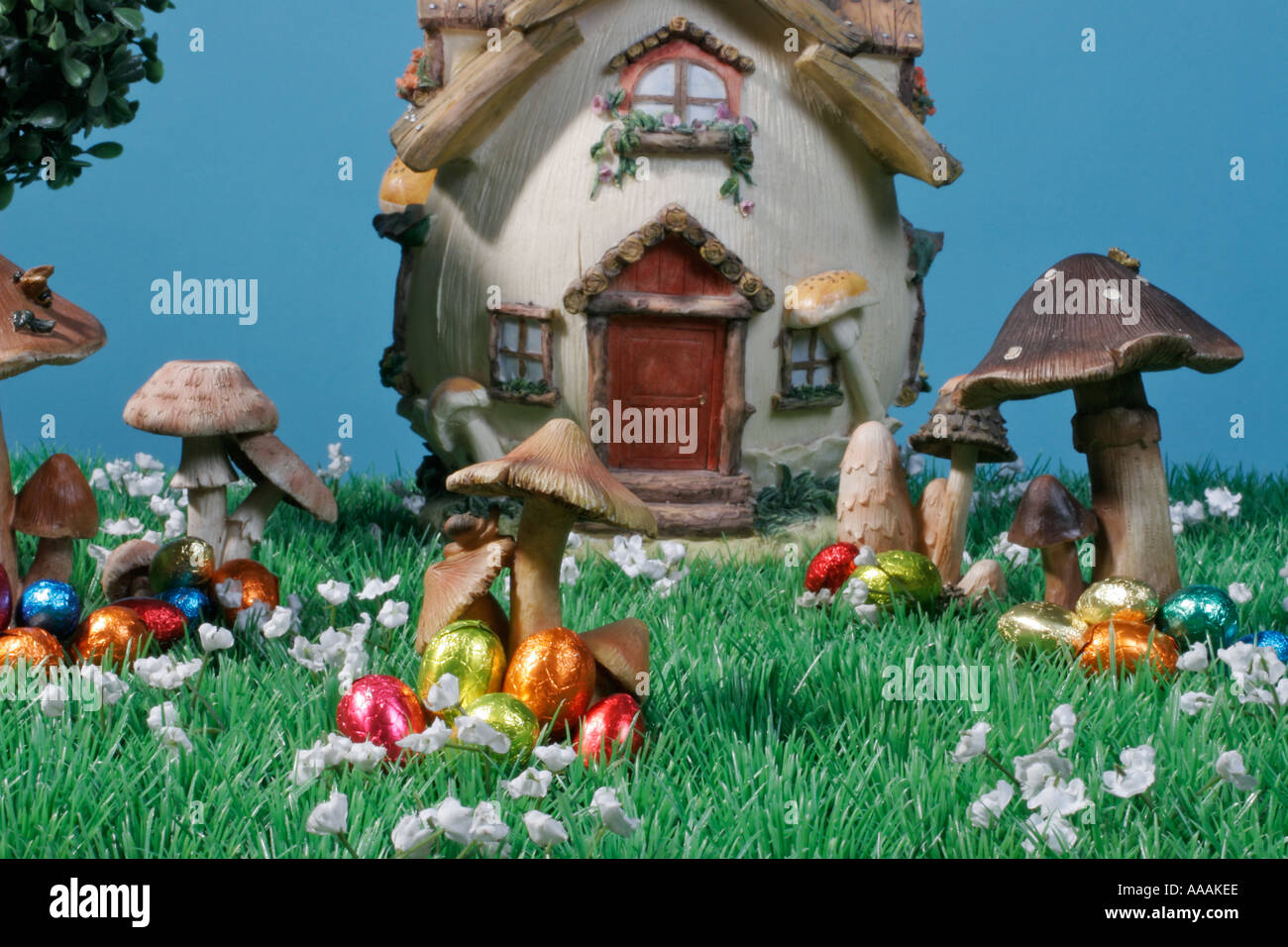 Home Easter bunny Stock Photo - Alamy