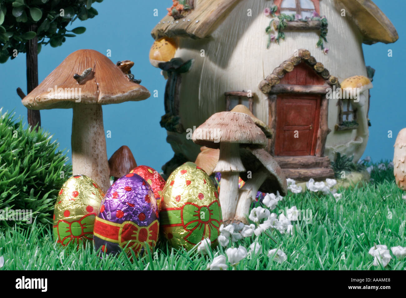 Home Easter bunny Stock Photo - Alamy