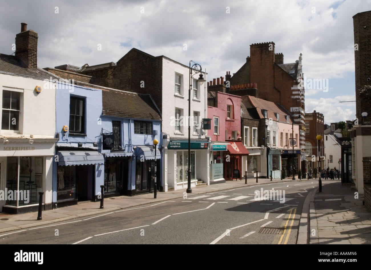 "Heath Street" Hampstead village, London NW3. England Stock Photo - Alamy