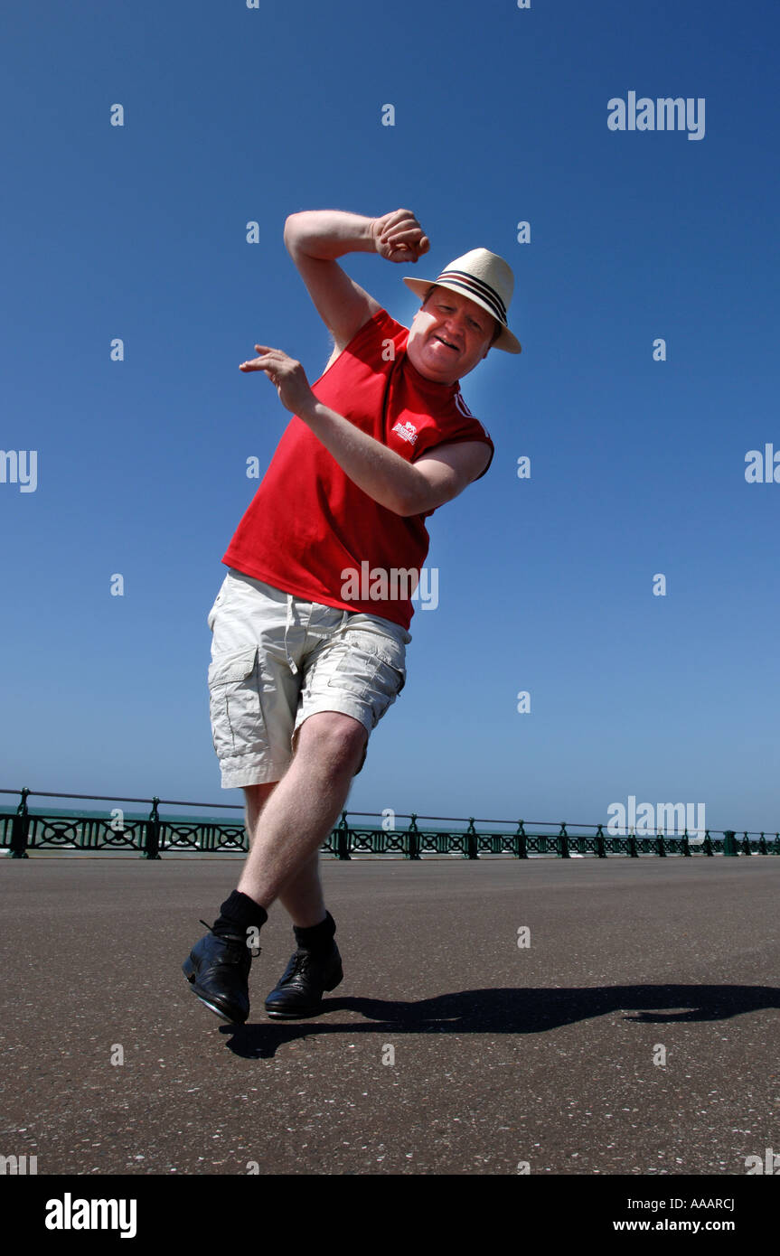 Uncool man beach hi-res stock photography and images - Alamy