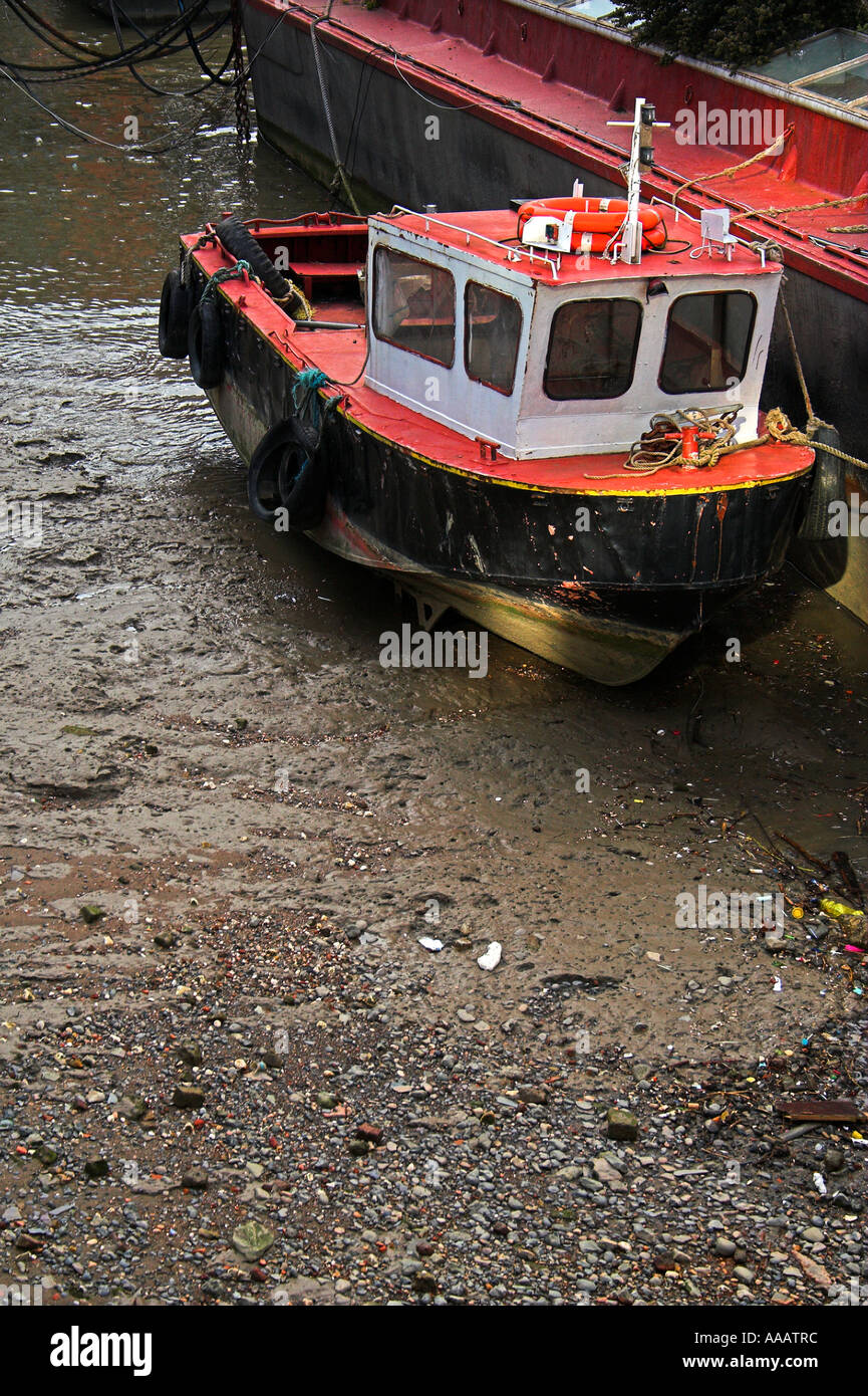 old thames boat Stock Photo - Alamy
