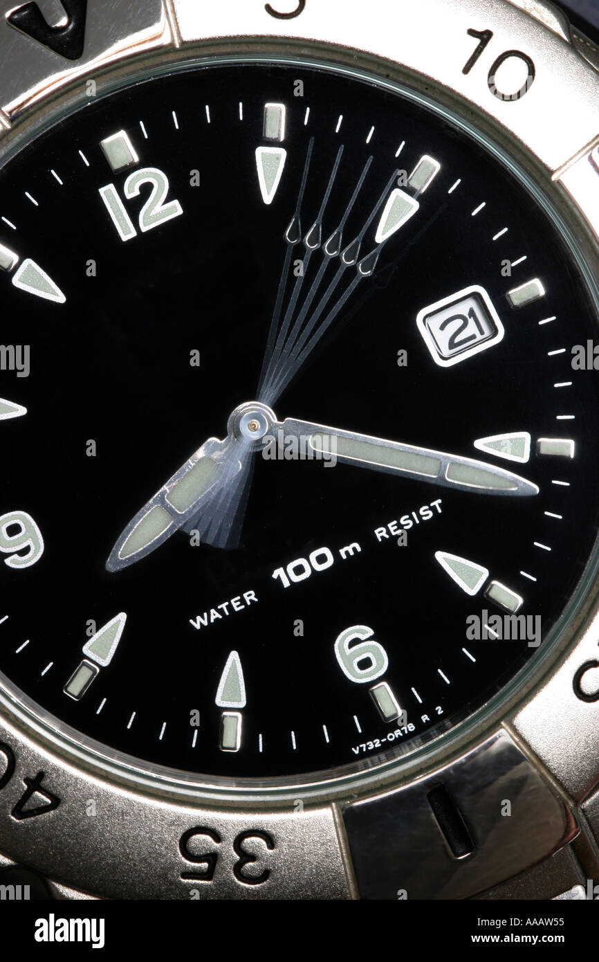 Mens watch movement hi-res stock photography and images - Alamy