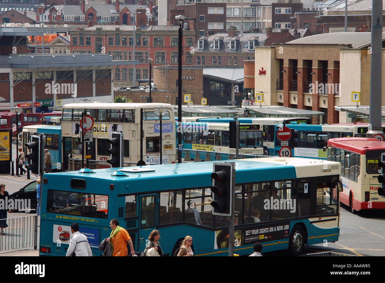 Liverpool city centre hi-res stock photography and images - Alamy