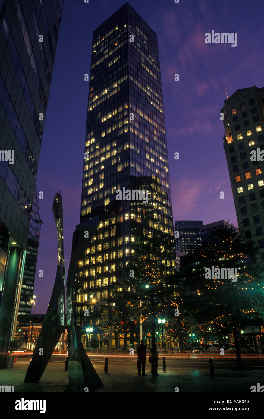 Charlotte nc high rise buildings hi-res stock photography and images ...