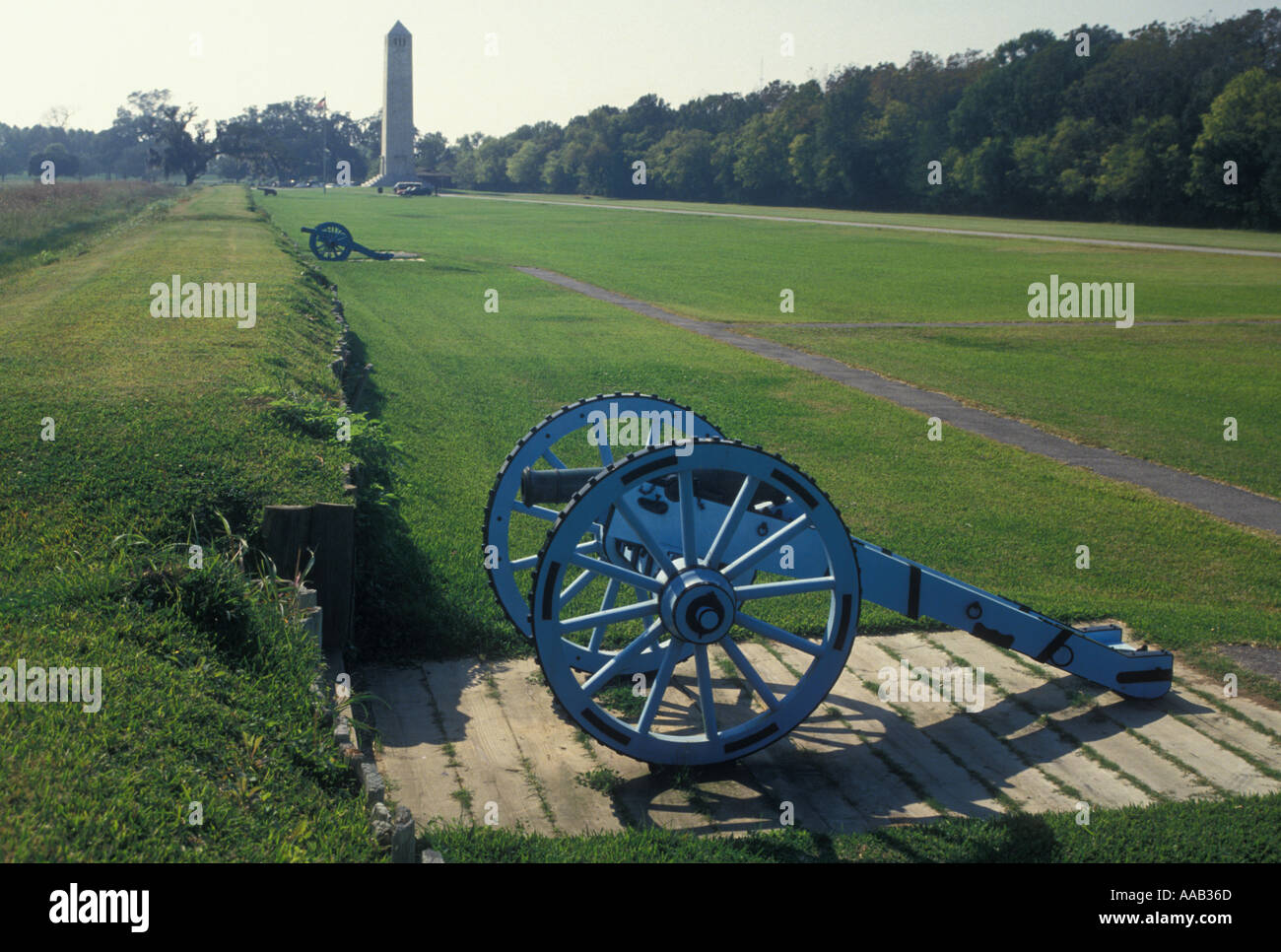U s revolutionary war cannons hi-res stock photography and images - Alamy