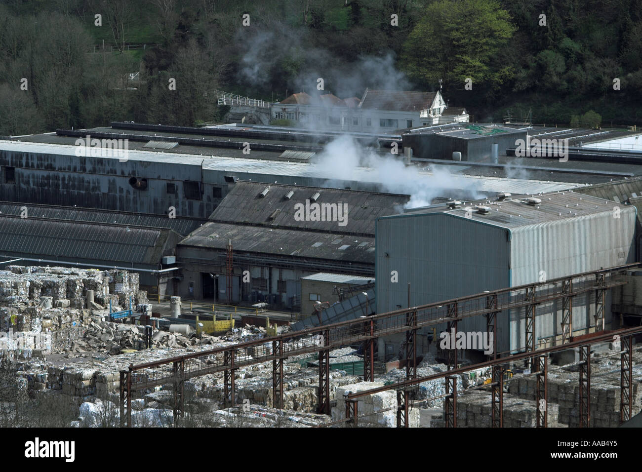 Uk paper mill hi-res stock photography and images - Alamy