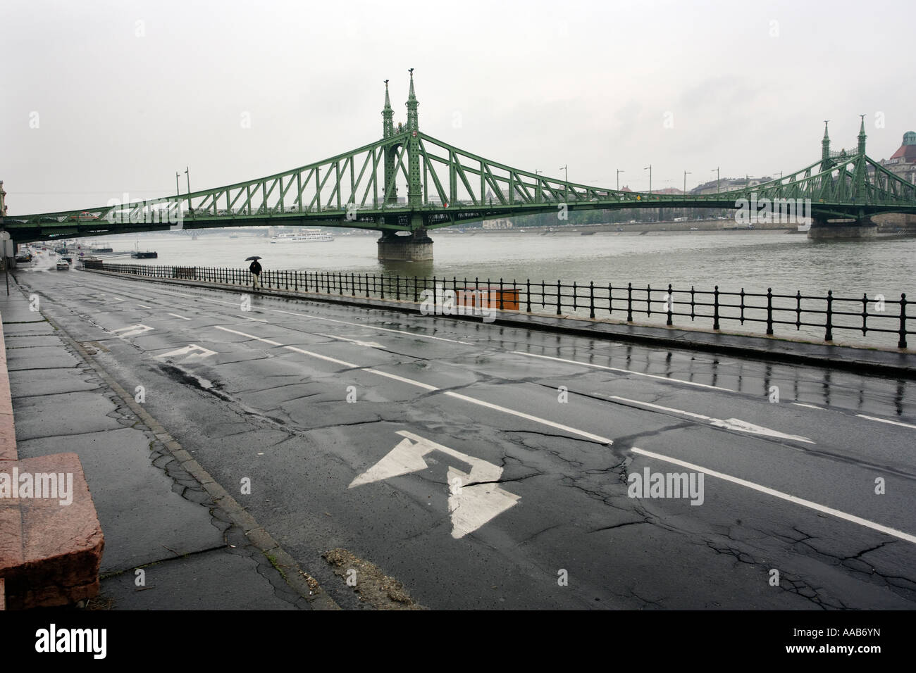 Poor workmanship hi-res stock photography and images - Alamy