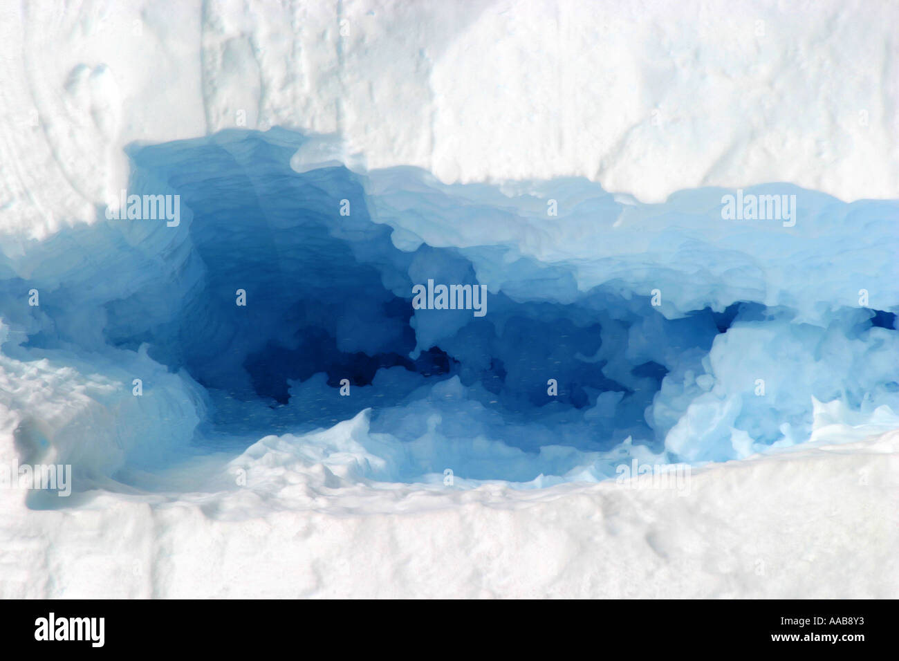Antarctic mass hi-res stock photography and images - Alamy