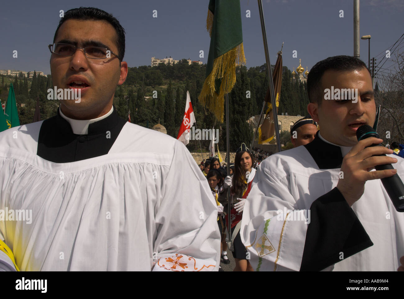 Israel Jerusalem Mount of Olives Palm Sunday catholic Procession ...