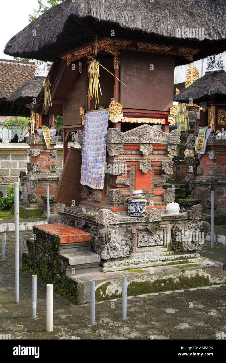 Balinese house hi-res stock photography and images - Alamy