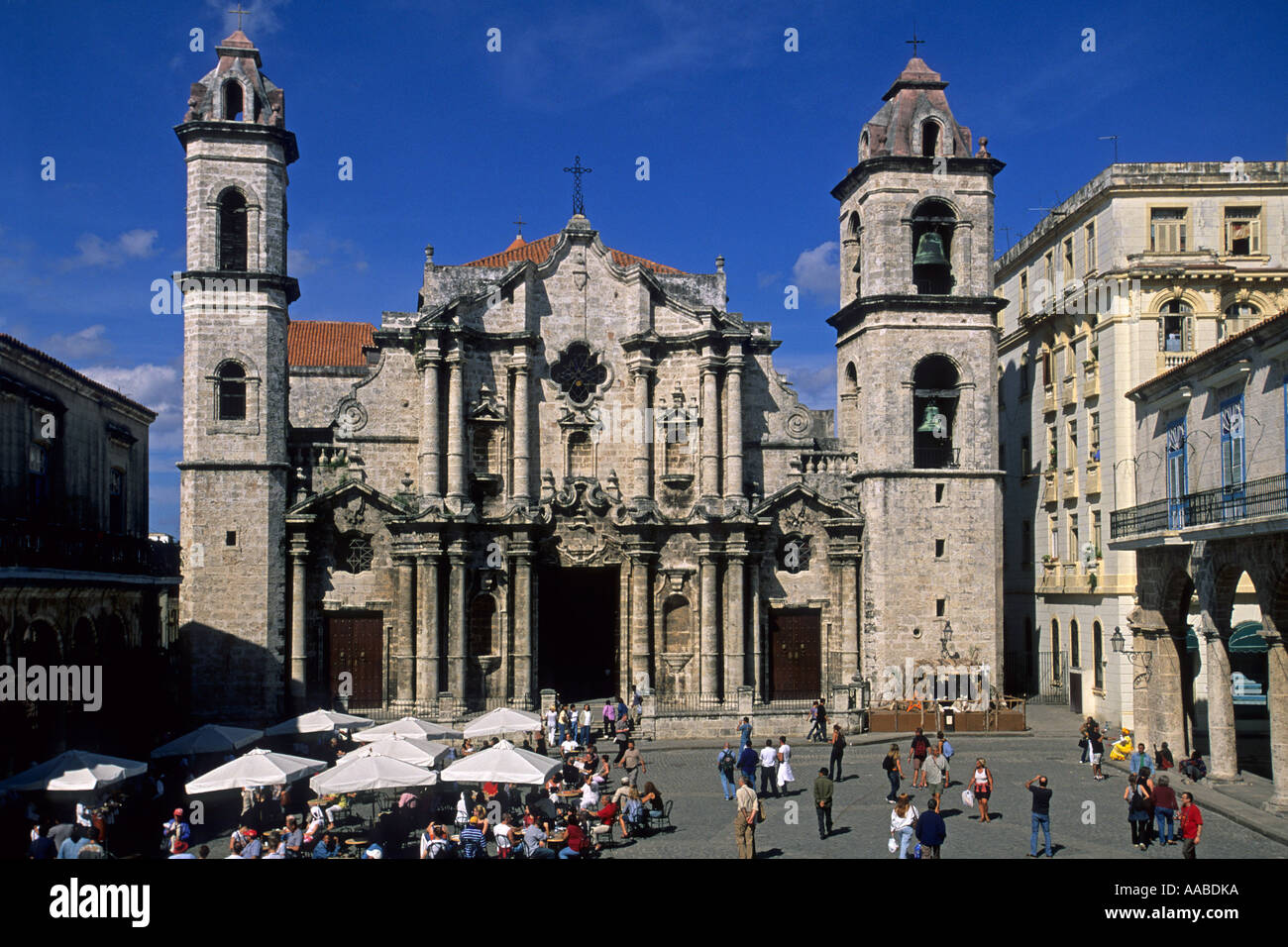 Catholic cathedral in Havana, Cuba Stock Photo - Alamy